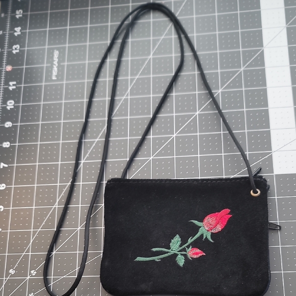 Bags | Elegant Black Rose Embroidered Surde And Leather Crossbody Bag ...